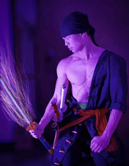 Realroronoazoro Roronoa Zoro Cosplay Cosplaycodex
